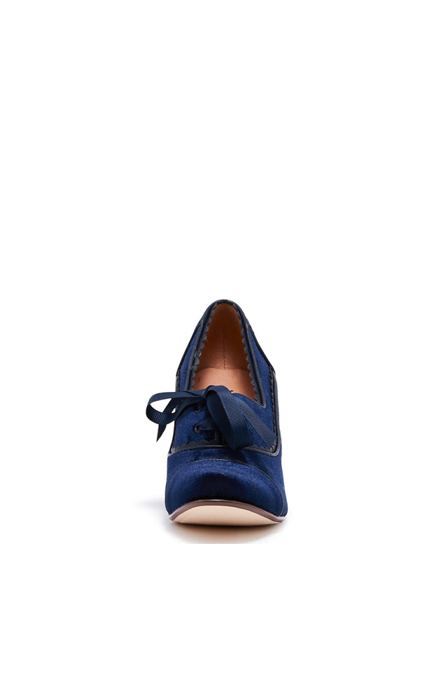 Madison Velvet Retro Heels – ModCloth