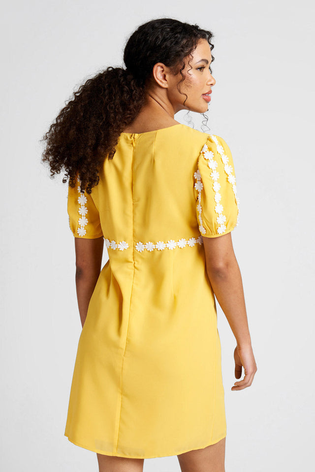 Dresses on Sale | Vintage Style XS–4X | ModCloth